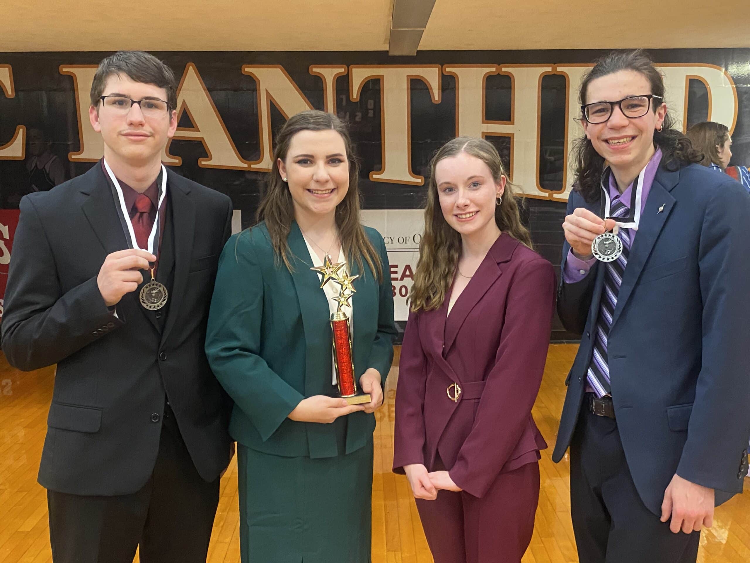 Louisville Places 6th at Perry Tournament - Speech & Debate | Leopard ...
